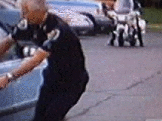 Handcuffed suspect steals Seattle patrol car | VW Vortex - Volkswagen Forum